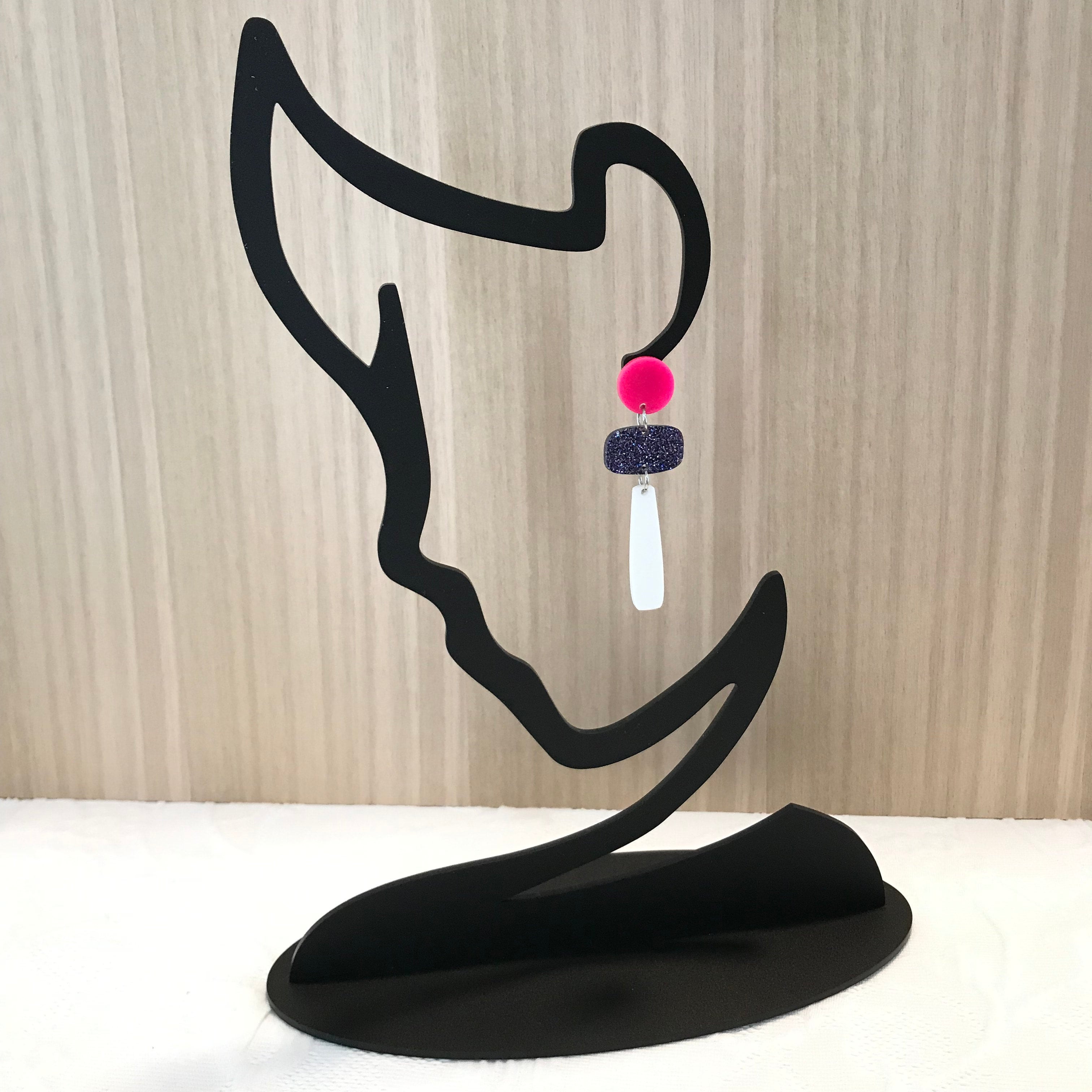 Life-size ladies head mannequin for earring display | Bright Beamz